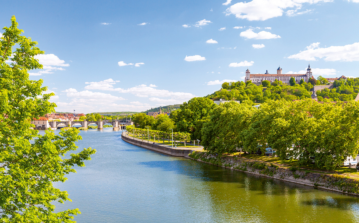 Cycling vacation along the Romantic Road | Cycling Holidays