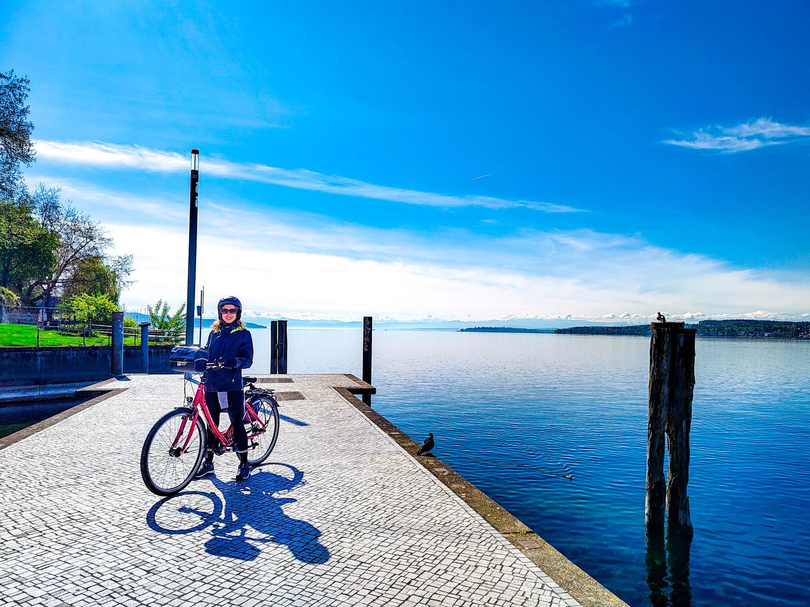Travel report: Lake Constance cycle path with a trip to the Rhine Falls ...