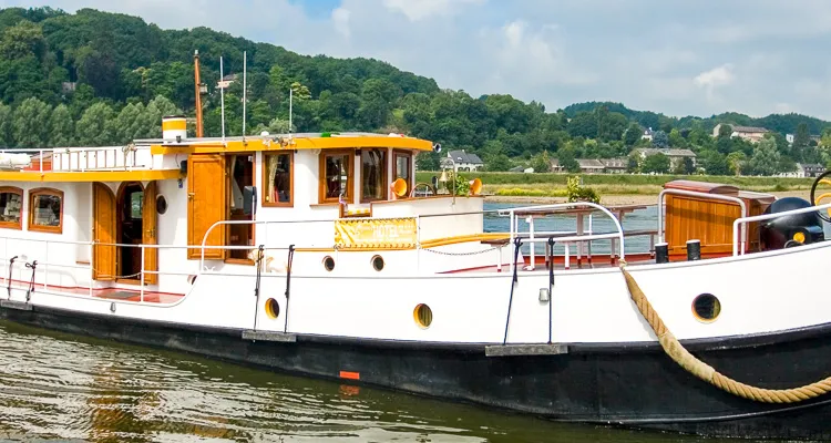 By bike and boat from Maastricht to Paris | Cycling Holidays